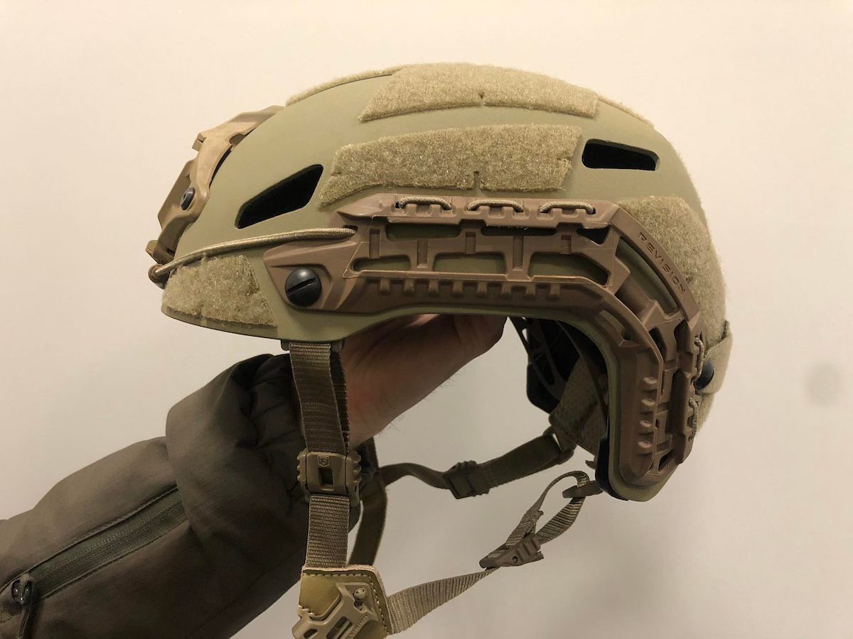 REVIEW: REVISION Caiman Hybrid Helmet System | SPARTANAT