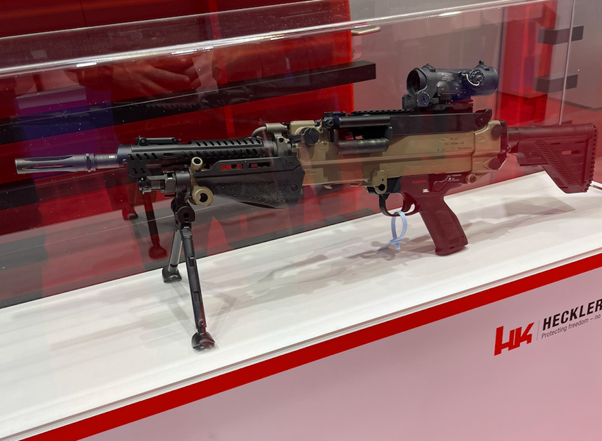 DSEI 2023: HK421 is the new machine gun from HECKLER & KOCH | SPARTANAT