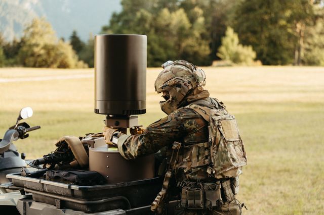 New compact sensor for communication surveillance | SPARTANAT