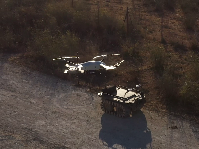 The drone swarm from Elbit Systems | SPARTANAT