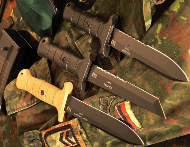 REVIEW: Bundeswehr combat knife KM 2000 | SPARTANAT