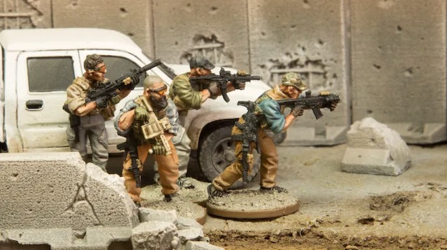 Die Briten spielen schon wieder Krieg - SPARTANAT