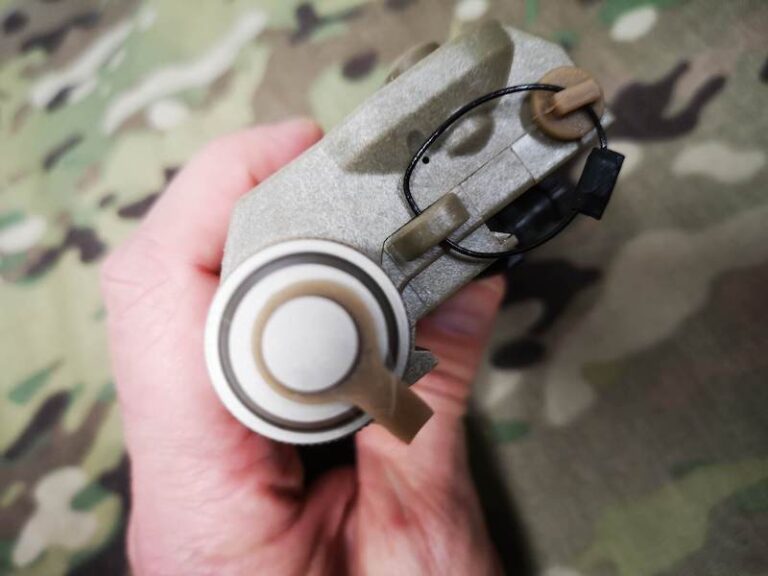 REVIEW: SOMOGEAR PEQ-15 IR Laser Illuminator UHP Full Power | SPARTANAT