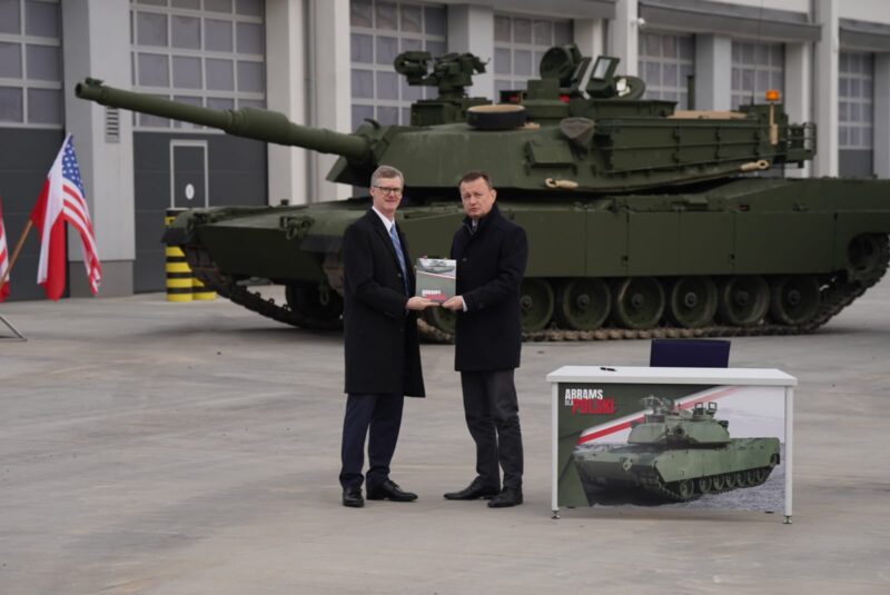 250 M1A2 SEPv3 Abrams für Polen - SPARTANAT