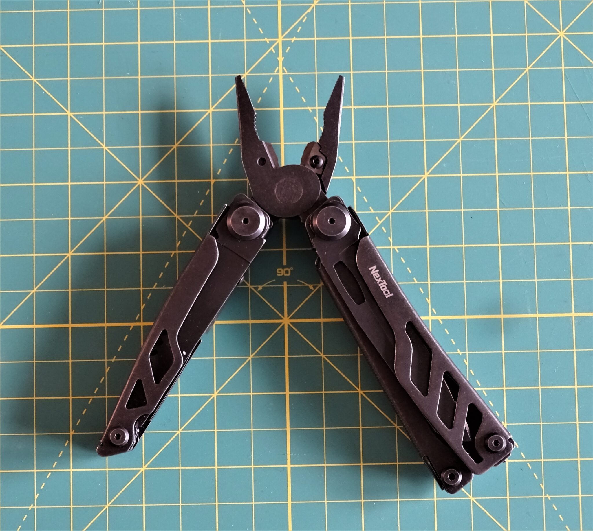 REVIEW: NEXTOOL®Flagship Pro Multitool in Black | SPARTANAT