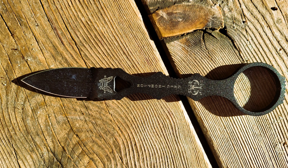 REVIEW: Mini SOCP®Dagger von BENCHMADE® | SPARTANAT